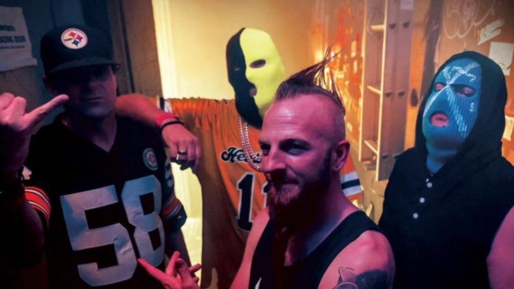 15 Successful Independent Artists and How They Grew To Mega Success