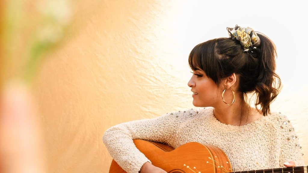 15 Successful Independent Artists and How They Made It