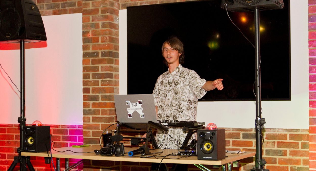 Up-and-coming DJ and producer, Its Liam Andrews, delivers an energetic ...